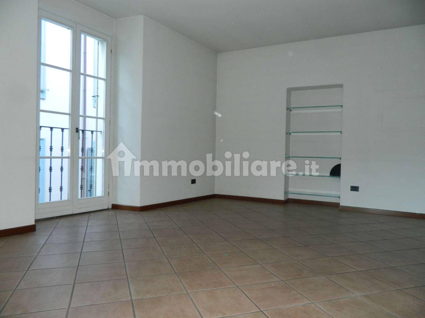 Quadrilocale vicolo Orti, Centro, Sondrio