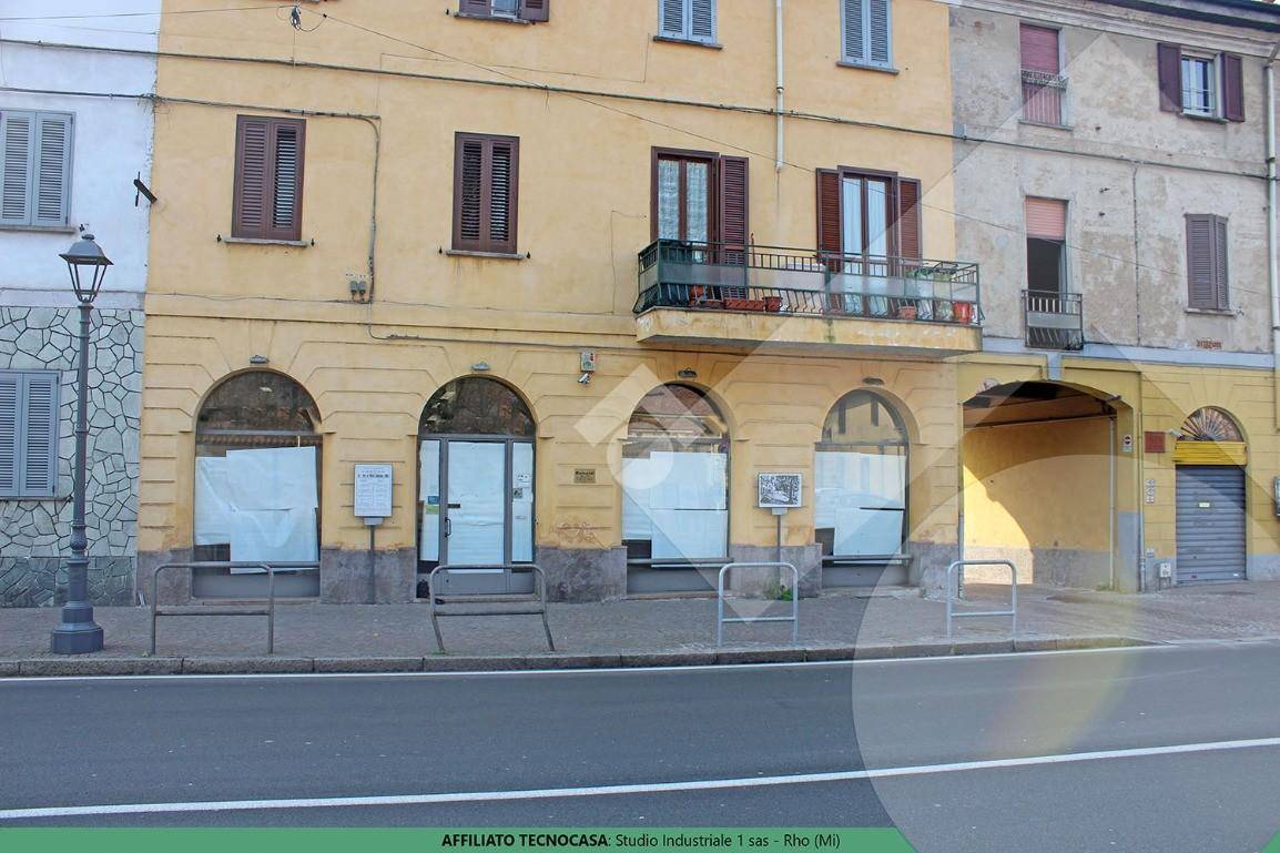 Locale commerciale in Vendita