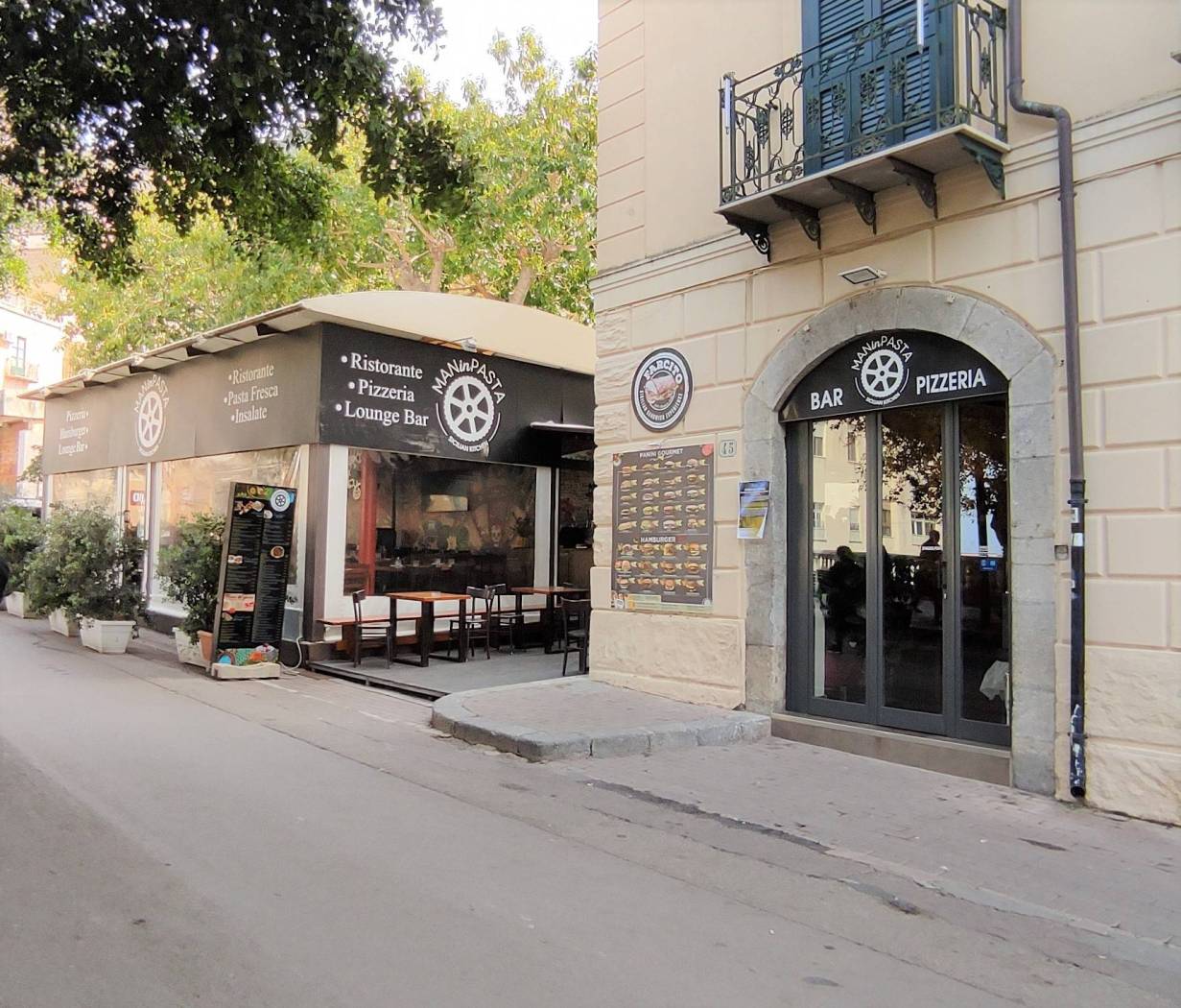 Locale commerciale in Vendita