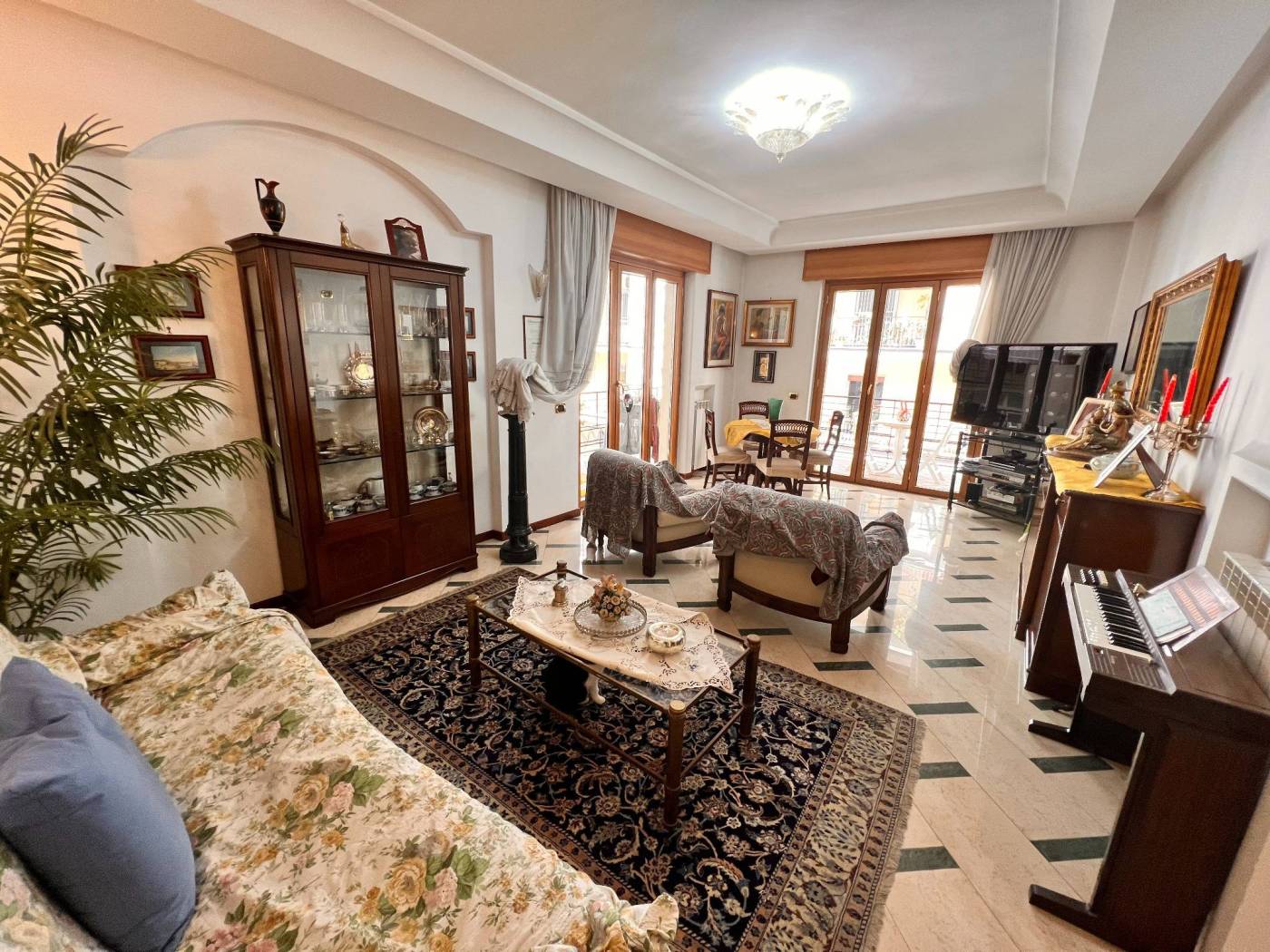 Quadrilocale viale di Augusto, Fuorigrotta, Napoli