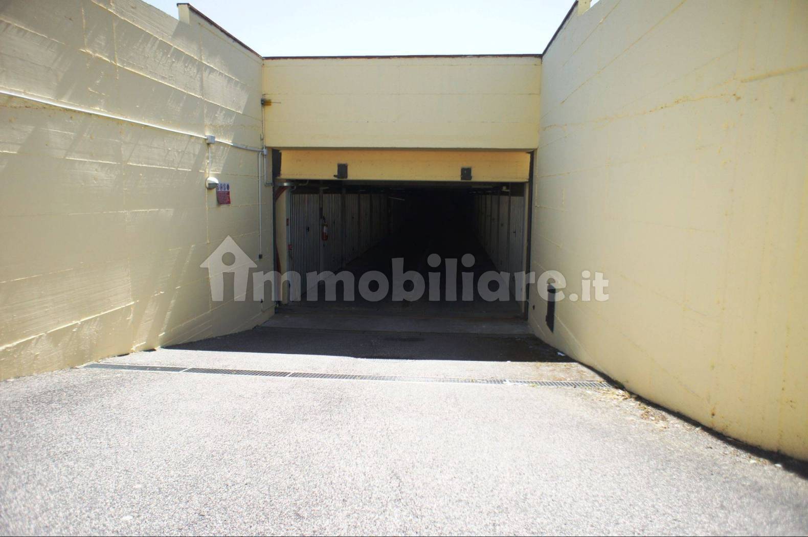 Garage - Box in Vendita