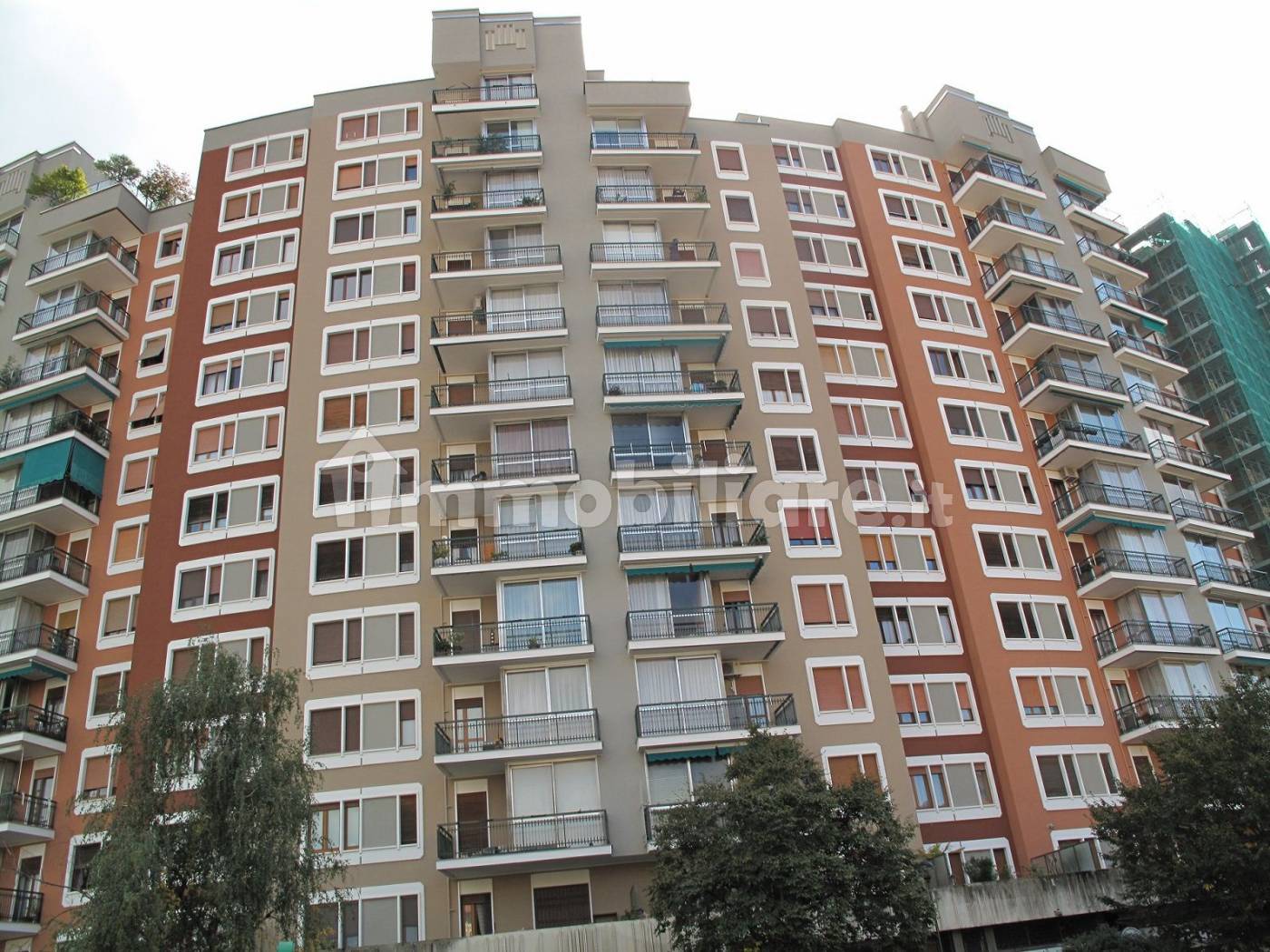 Locale commerciale in Vendita