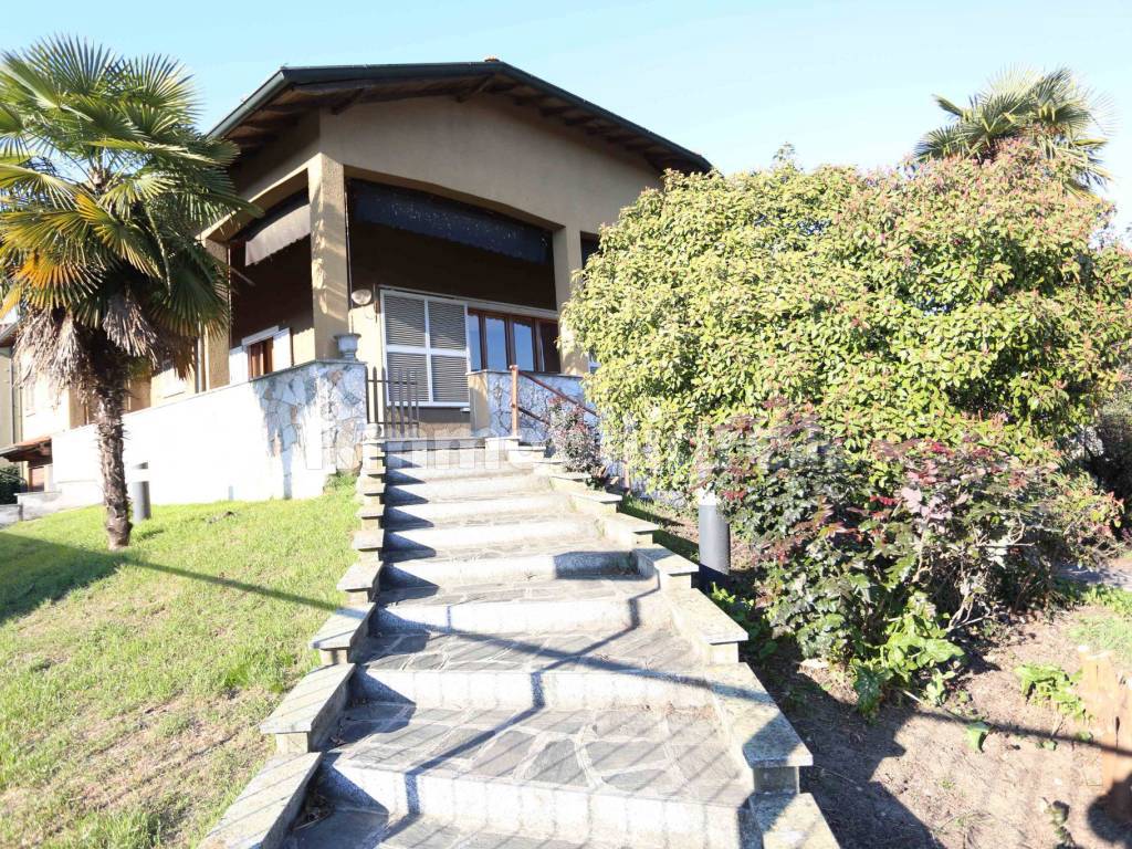 Vendita Villa unifamiliare in via Carlo Carloni 23 Lodi. Da ...