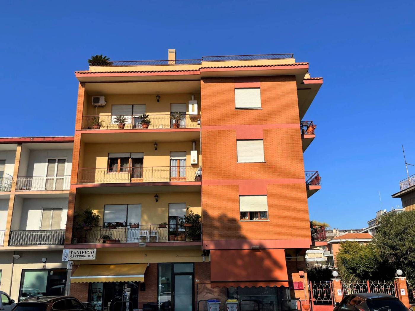 Bilocale buono stato, secondo piano, Latina Scalo, Latina