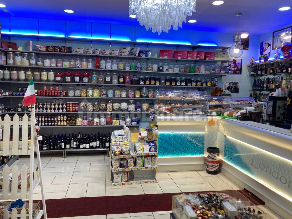 Attività commerciale via Mario Musco, Roma, rif. 94611638 - Immobiliare.it