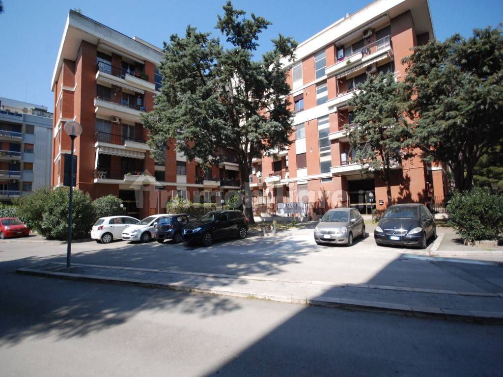 Trilocale viale Europa 32, Macchia Gialla - Ordona Sud, Foggia