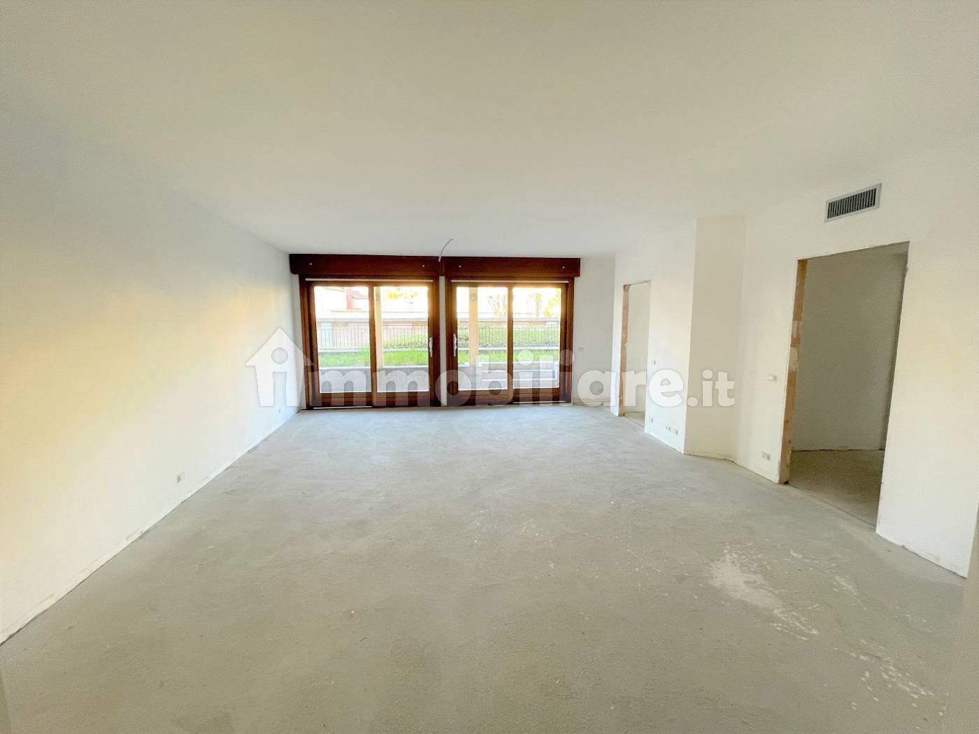 Trilocale nuovo, piano terra, Borgo Palazzo, Bergamo