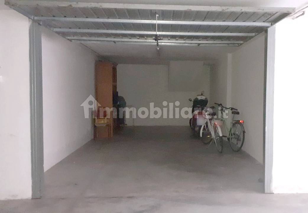 Garage - Box in Vendita