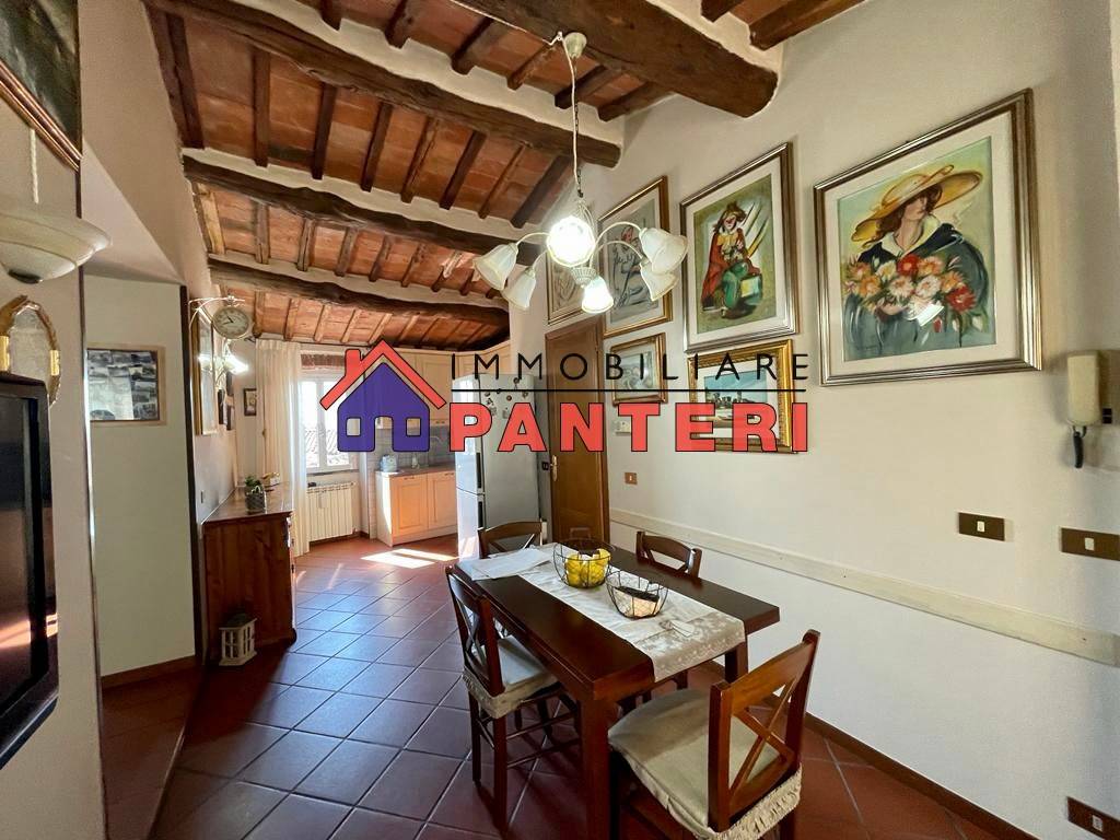 Trilocale via Monsignor Angelo Simonetti 2, Centro, Pescia