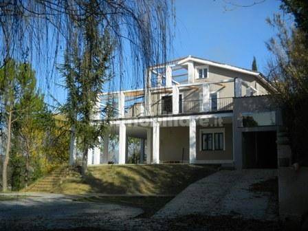 Bilocale via dei Gradini, Centro, Forano