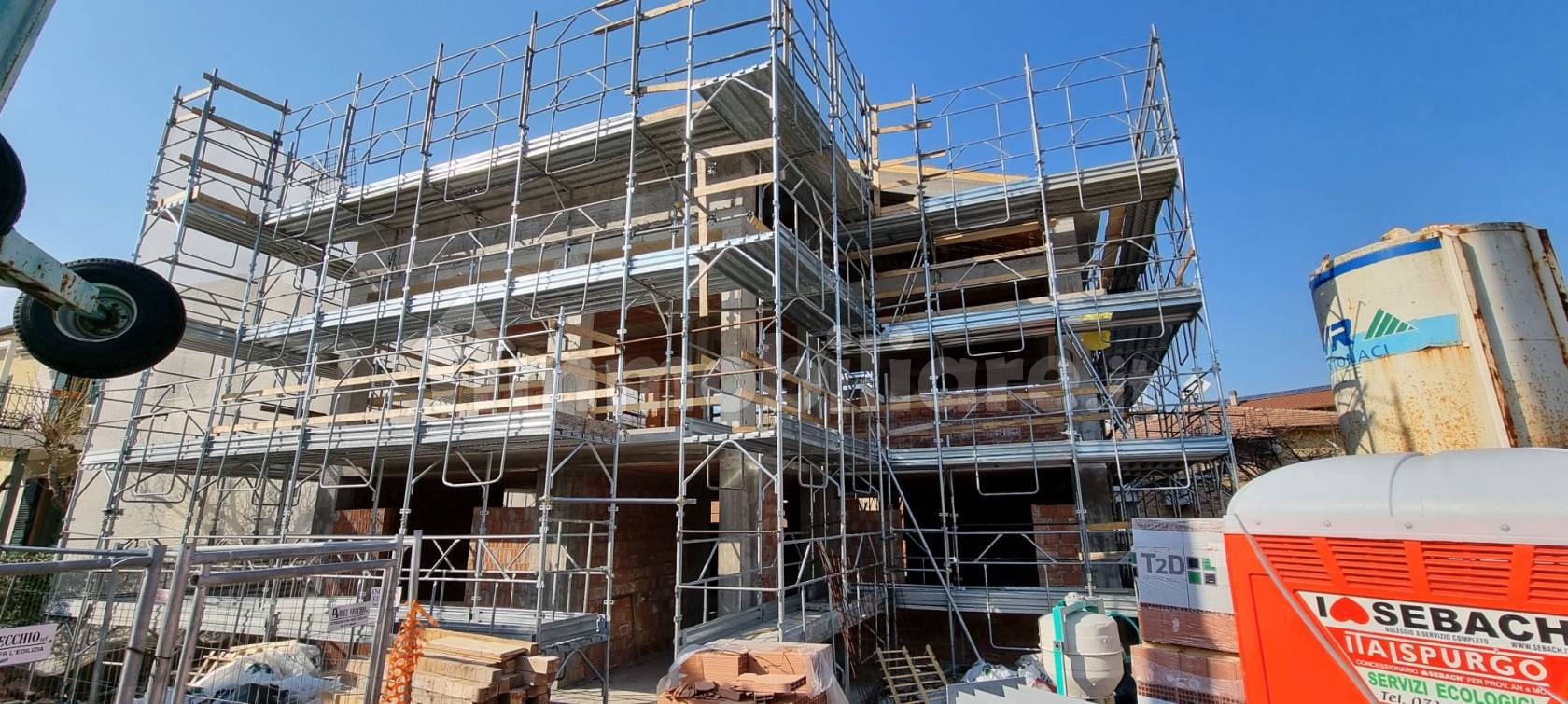 Quadrilocale via Giacomo Leopardi, Centro, San Severino Marche