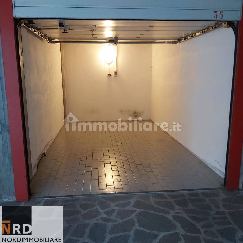 Garage - Box in Vendita