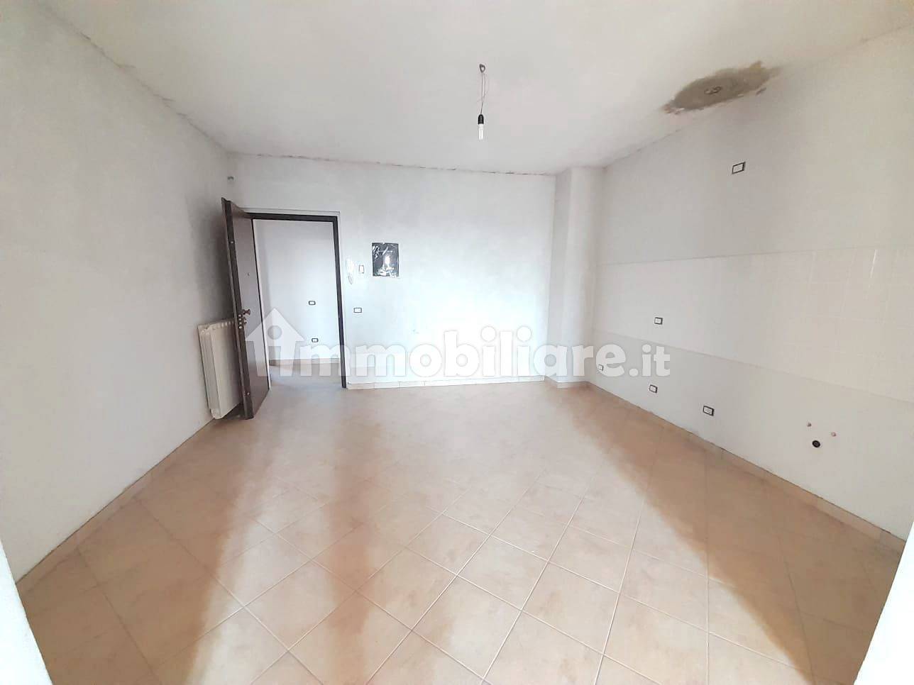 Trilocale via Sivo, Centro, Castelletto Sopra Ticino