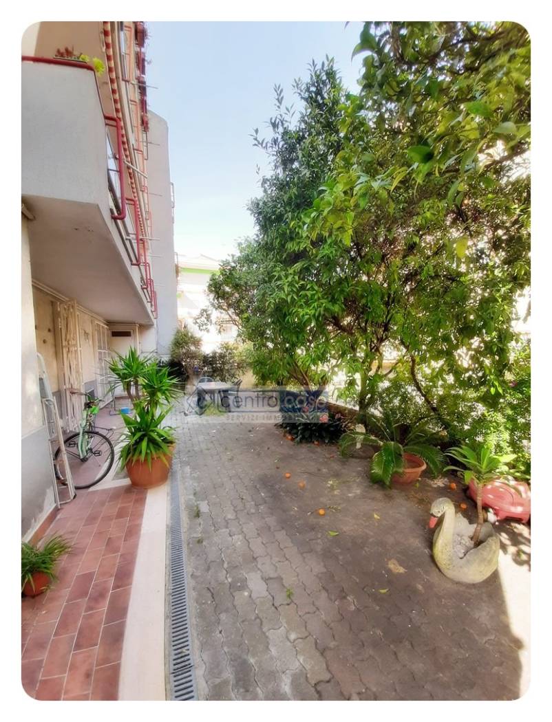 Trilocale ottimo stato, piano terra, Gaeta