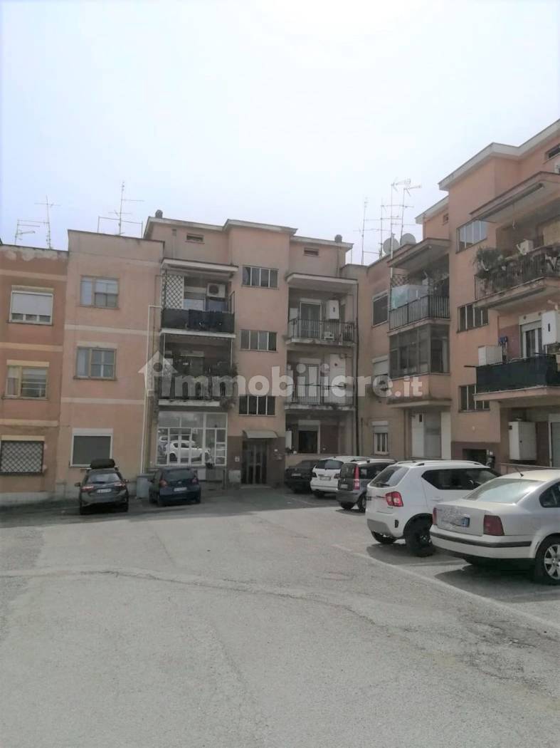 Quadrilocale via Cangiano San Bartolomeo, Anagni