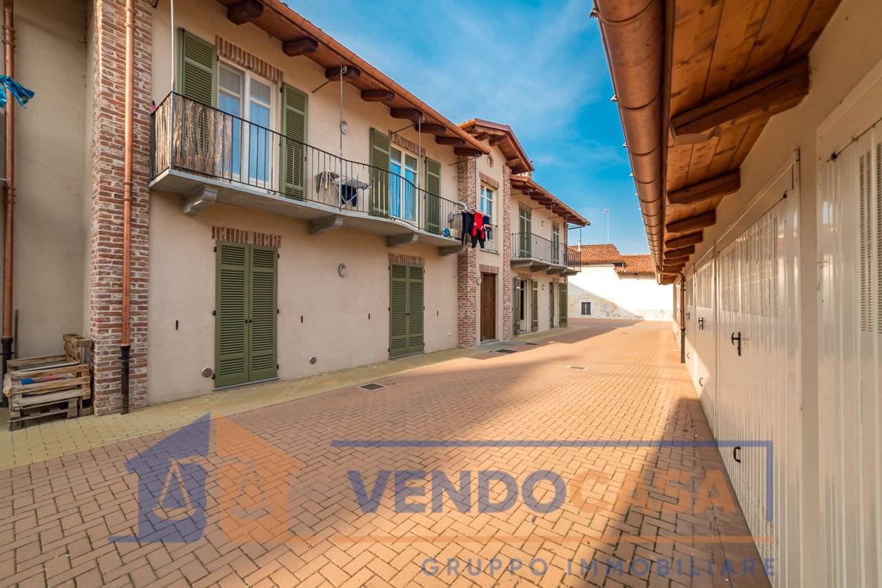 Bilocale ottimo stato, primo piano, Centro, Villafalletto