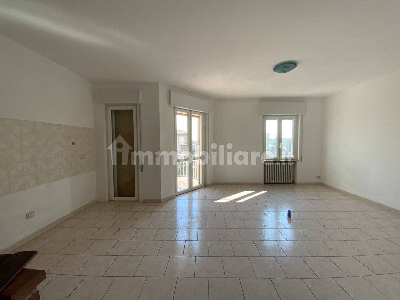 Quadrilocale ottimo stato, terzo piano, Centro, Codogno