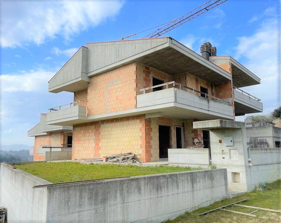 Villa bifamiliare Strada Provinciale Folignano, Ascoli Piceno