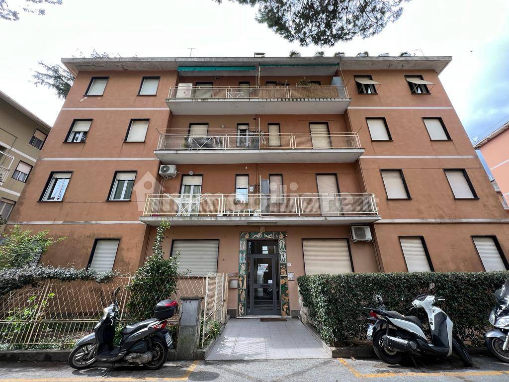 Trilocale via della Pineta 3, Santa Maria del Campo - San Massimo, Rapallo