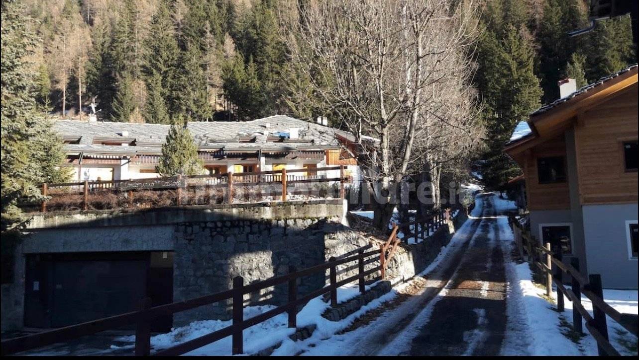 Quadrilocale Route Ramey 103, Champoluc Champlan, Ayas