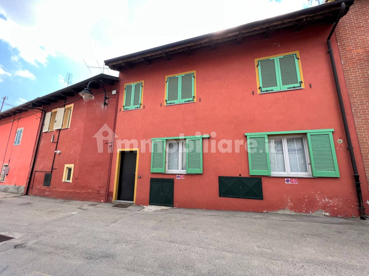 Bilocale via Salerio, Centro, Vezza d&#x27;Alba