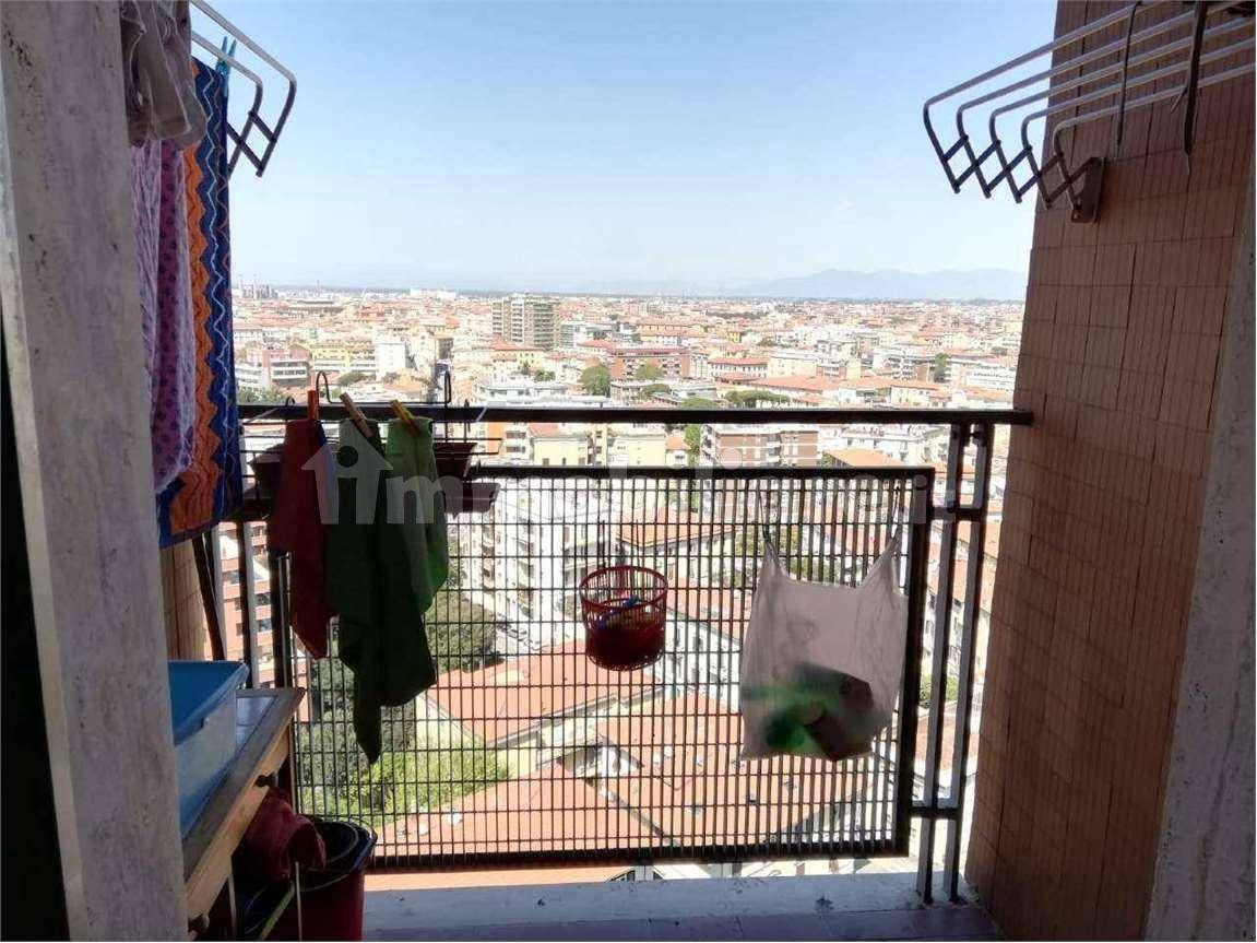 Quadrilocale via Roma, 150, Piazza Roma - Borgo Cappuccini, Livorno