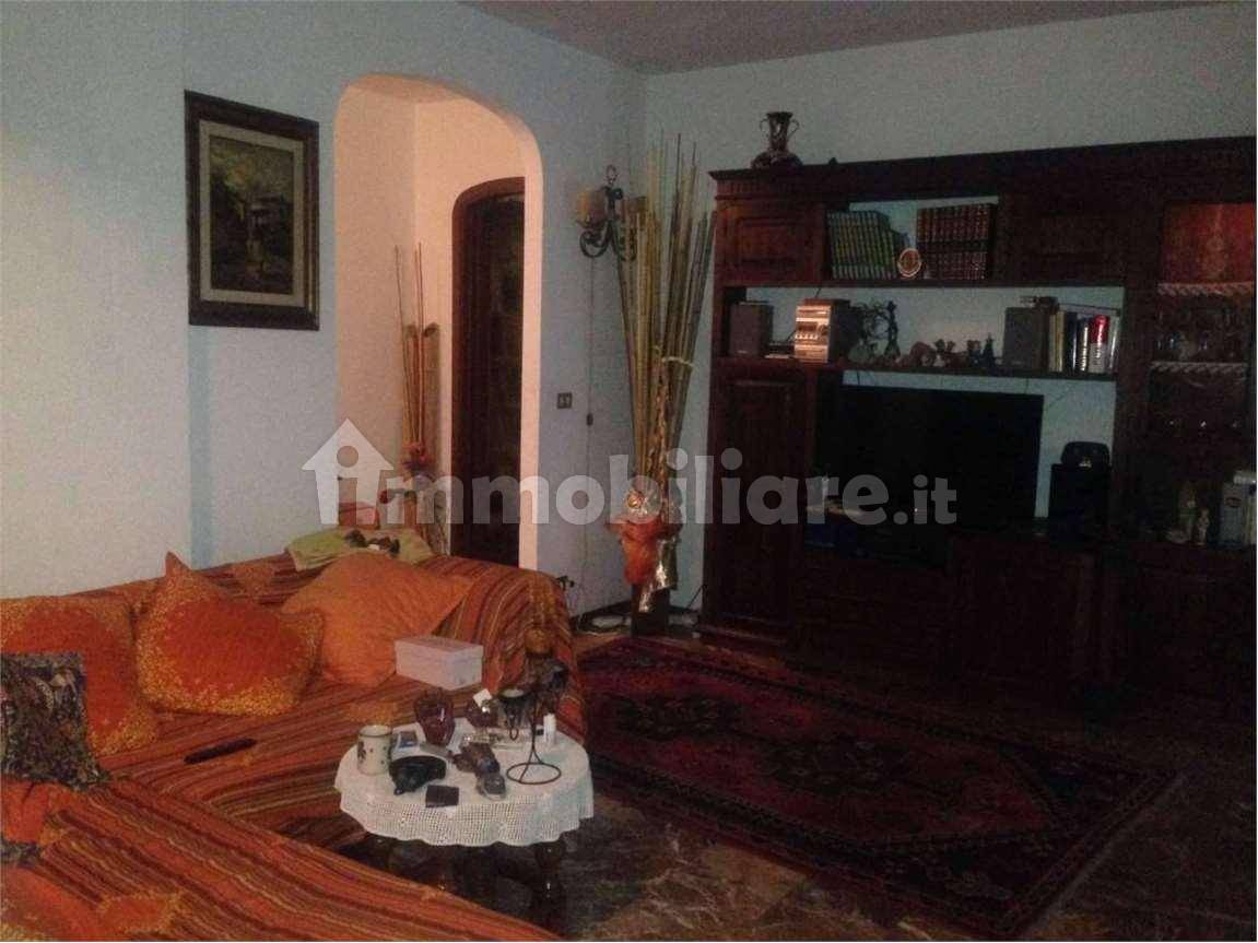 Quadrilocale via MAGGI, 63, Cisternone, Livorno