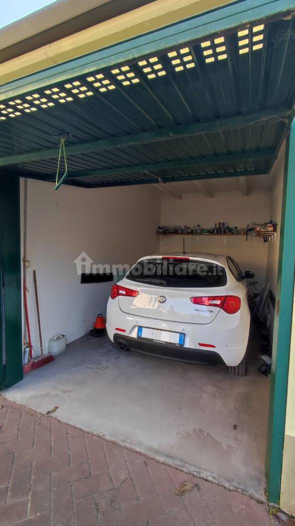 Garage - Box in Vendita