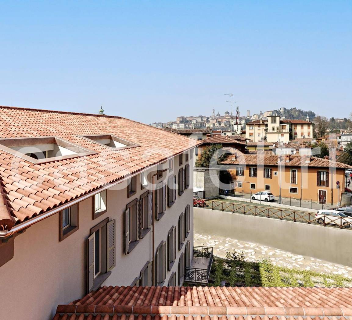 Attico via Borgo Palazzo 24, Borgo Palazzo, Bergamo