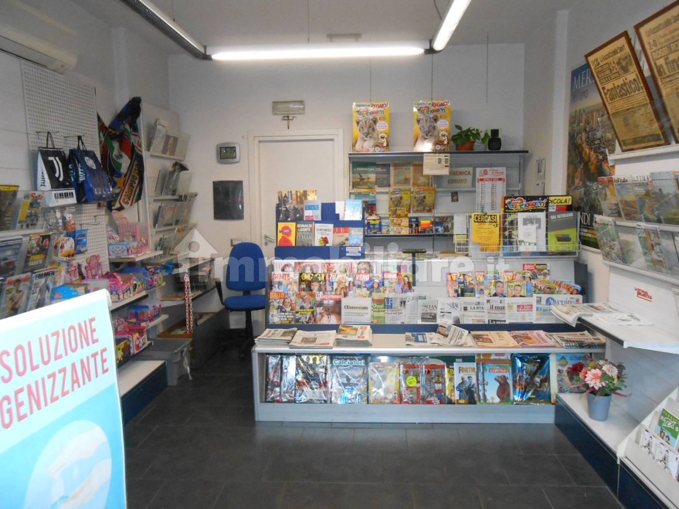 Locale commerciale in Vendita