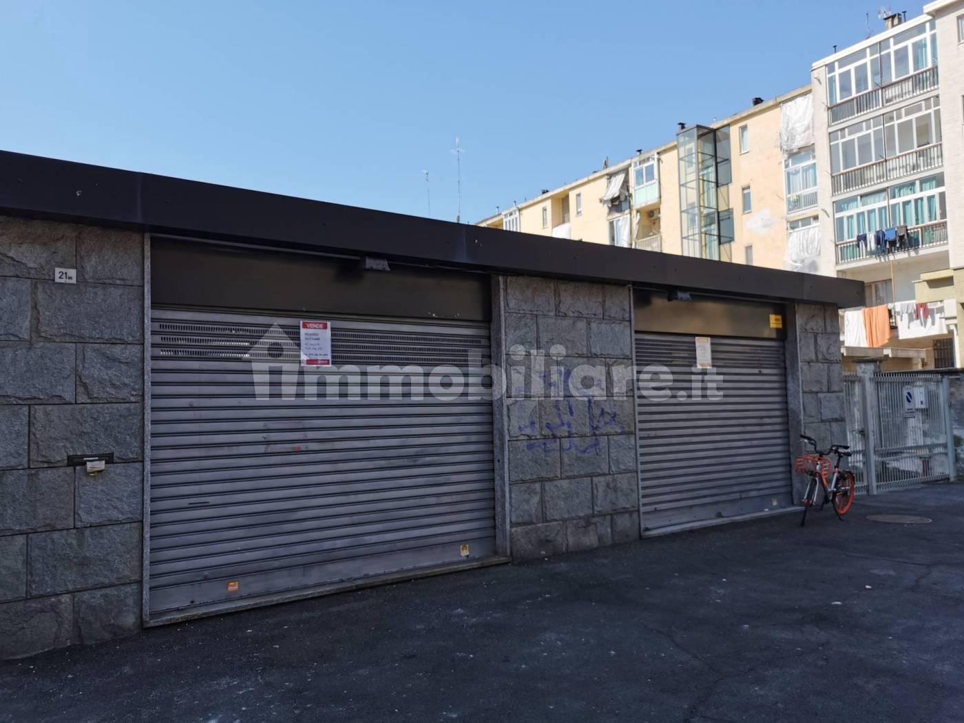 Locale commerciale in Vendita