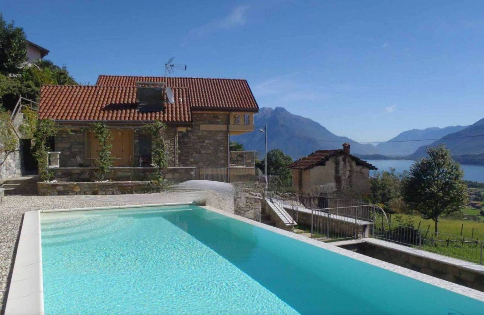 Trilocale via Motta, Gravedona ed Uniti