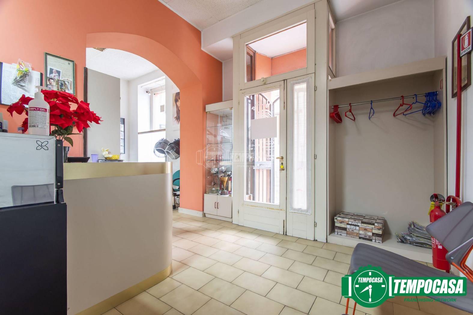 Locale commerciale in Vendita