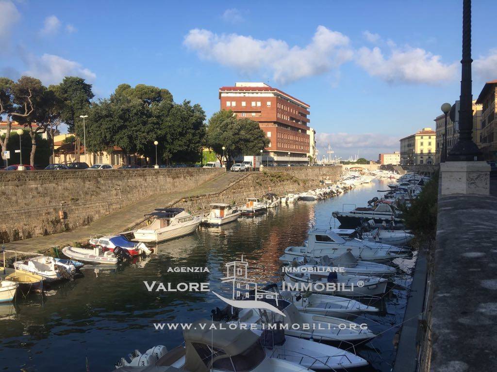 Bilocale piazza Camillo Benso di Cavour, Attias - Marconi, Livorno