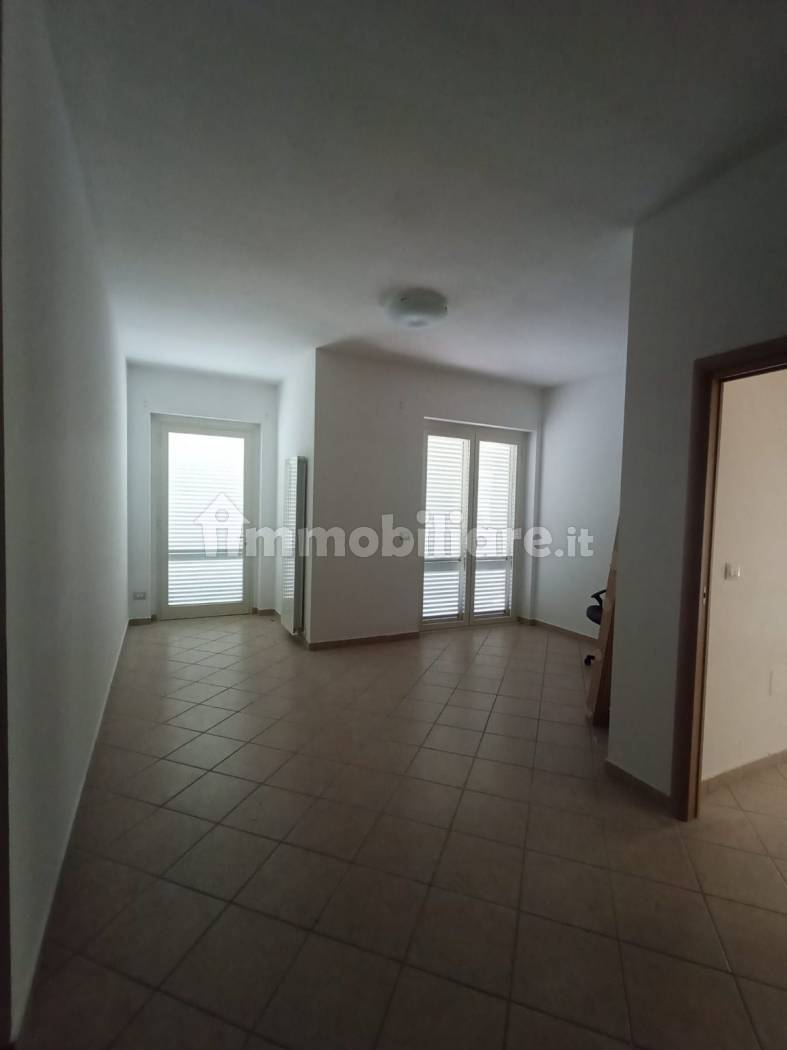 Quadrilocale ottimo stato, piano terra, Villa Severi - Cappuccini, Arezzo