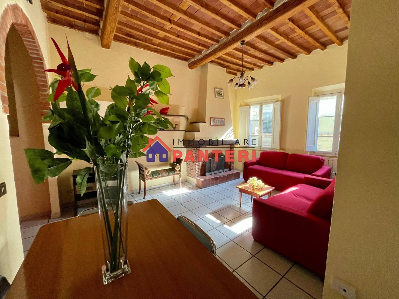 Trilocale Ruga Degli Orlandi, Centro, Pescia