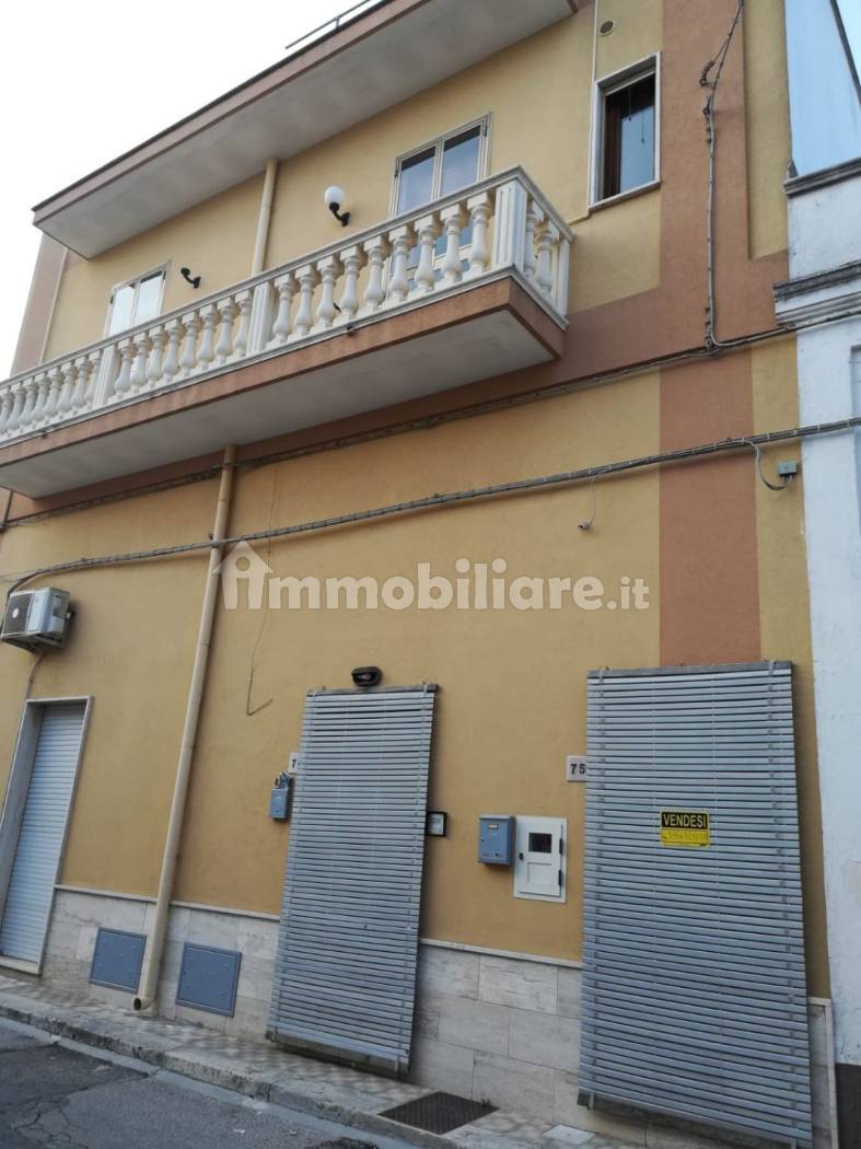 Quadrilocale via Giacomo Matteotti 75, Centro, Manduria