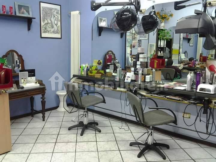 Parrucchiere - Barbiere in Vendita