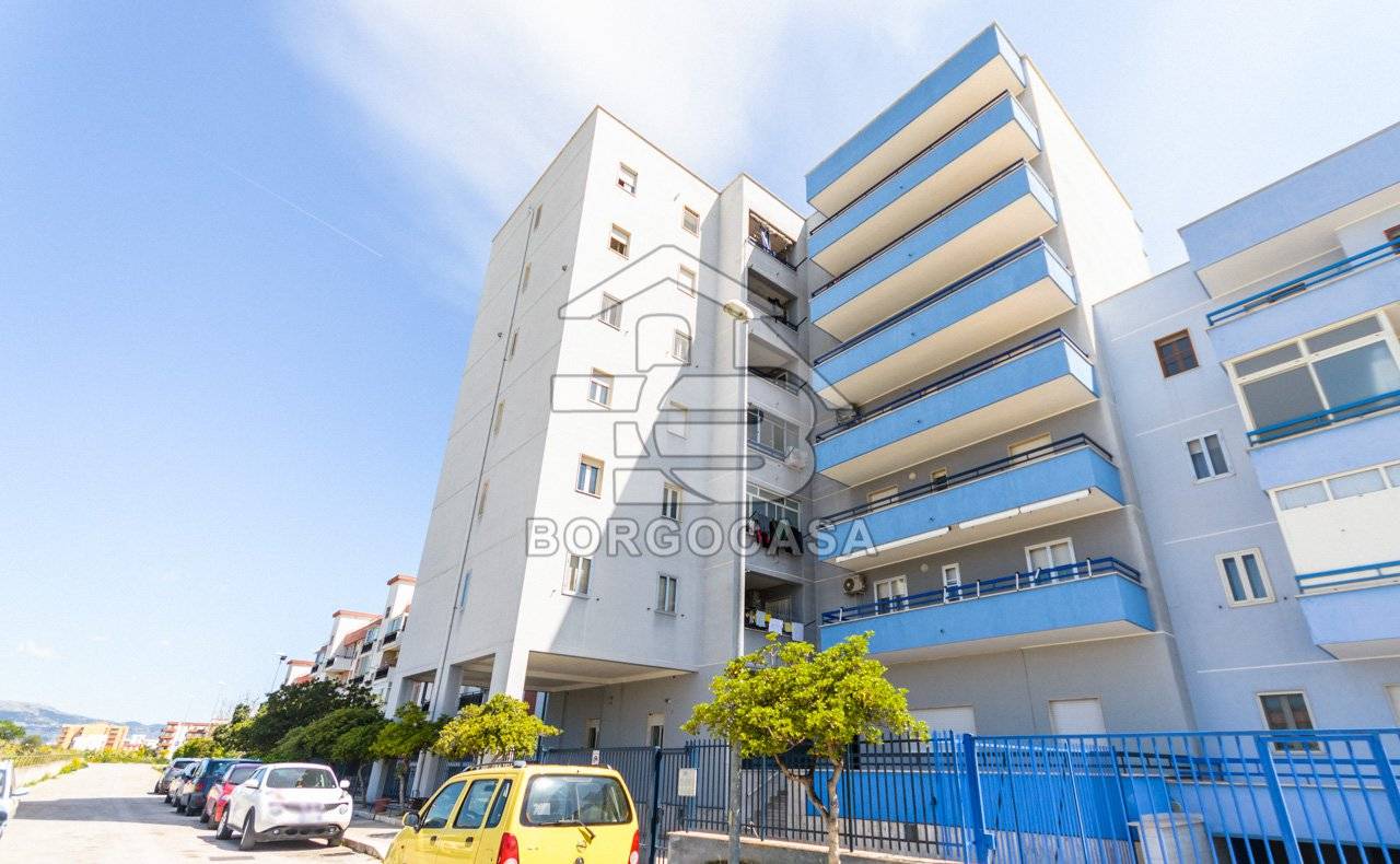 Appartamento ottimo stato, secondo piano, Centro, Manfredonia