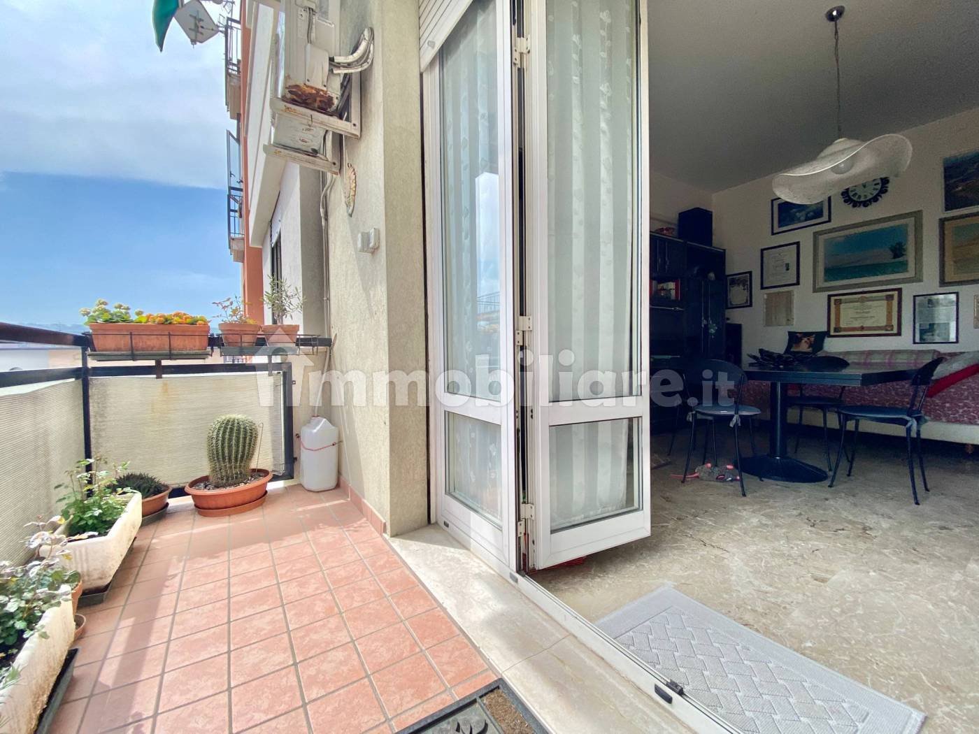 Trilocale via Tenna, Torrette, Ancona