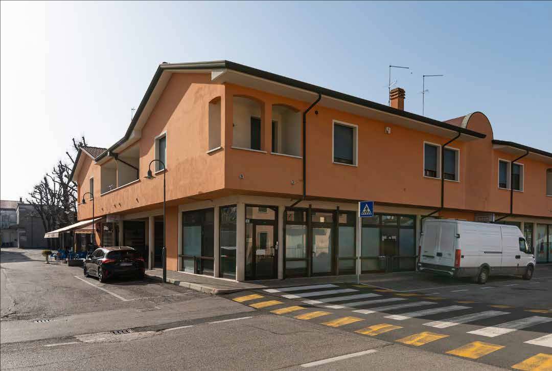 Locale commerciale in Vendita