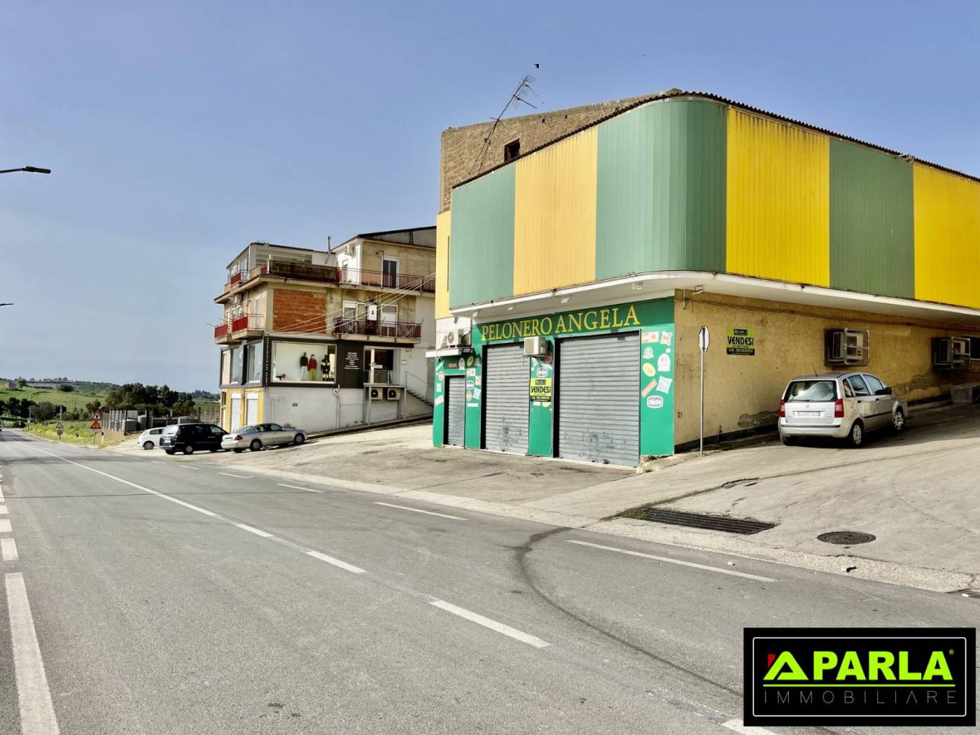 Locale commerciale in Vendita