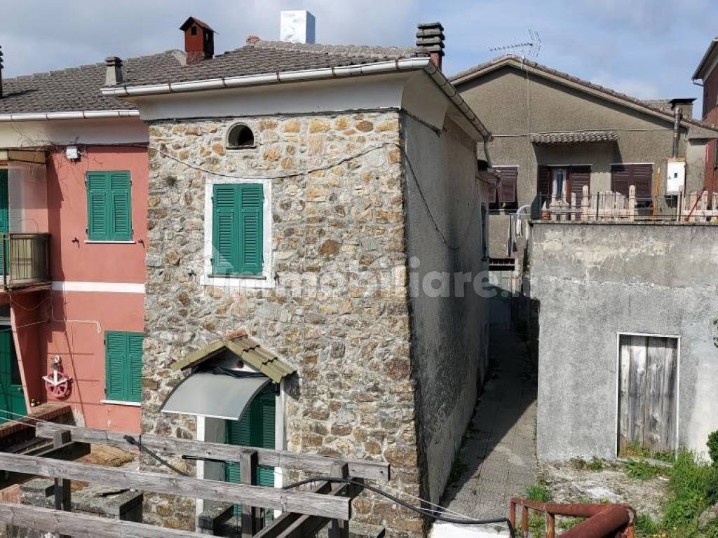 Vendita Appartamento Sesta Godano. Trilocale in via 24 Maggio ...
