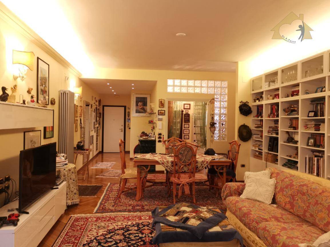 Quadrilocale buono stato, primo piano, Viale Bovio - Piazza Duca degli Abruzzi, Pescara