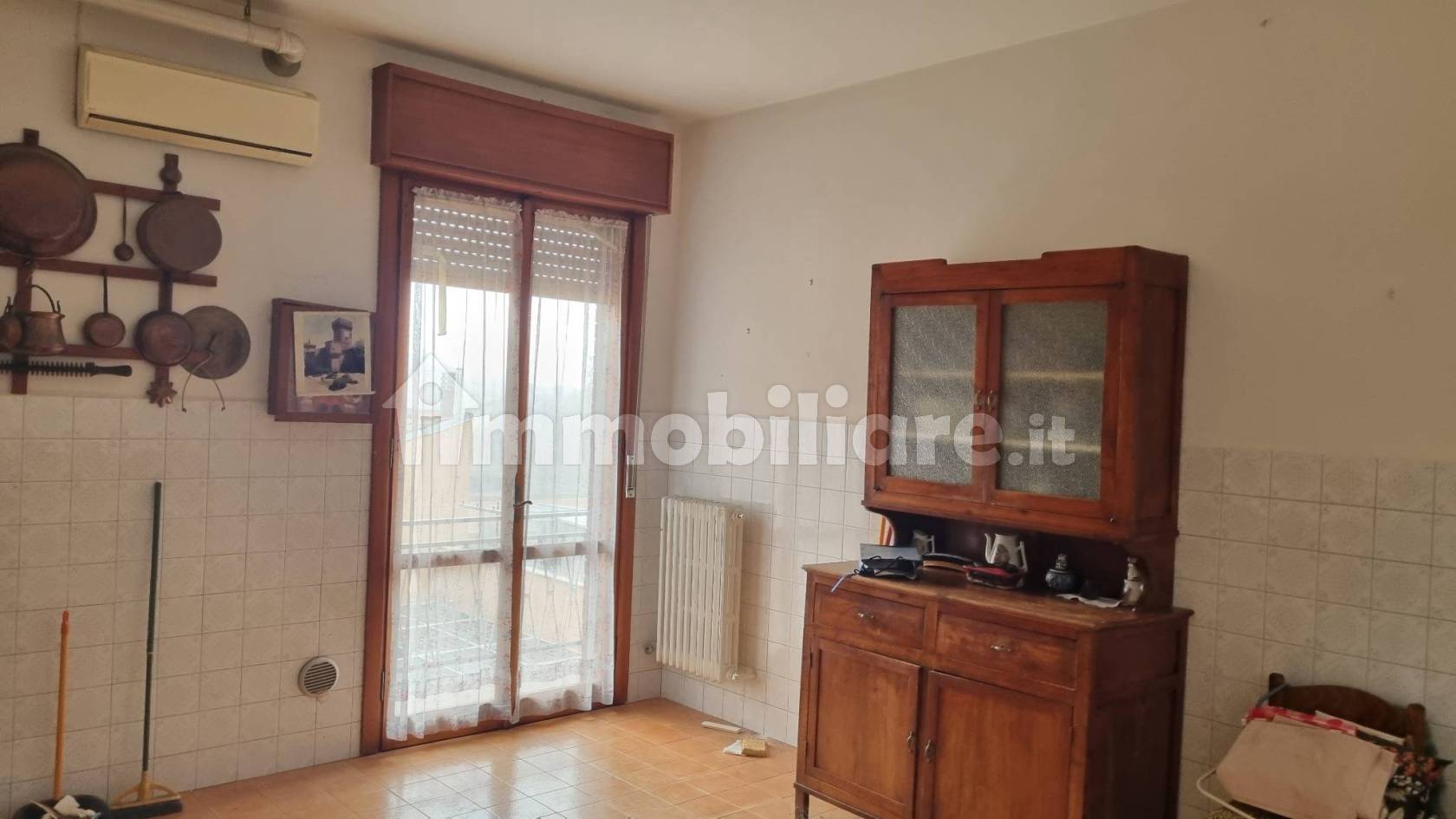 Appartamento da ristrutturare, secondo piano, Centro, Spilamberto