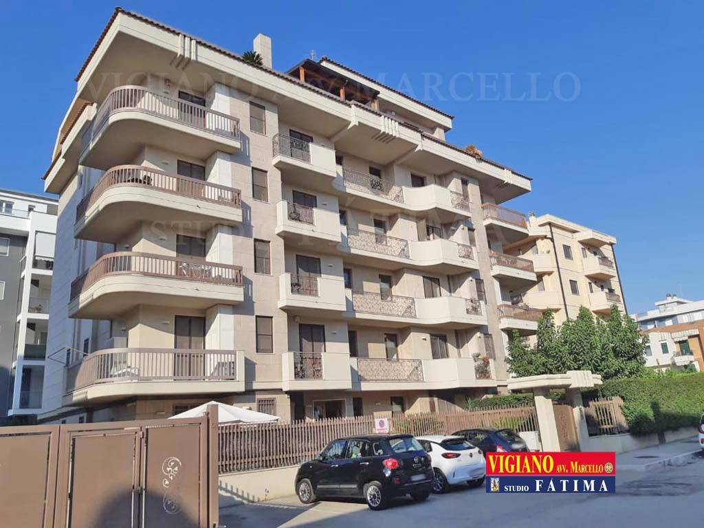 Trilocale via Sandro Pertini 56, Macchia Gialla - Ordona Sud, Foggia