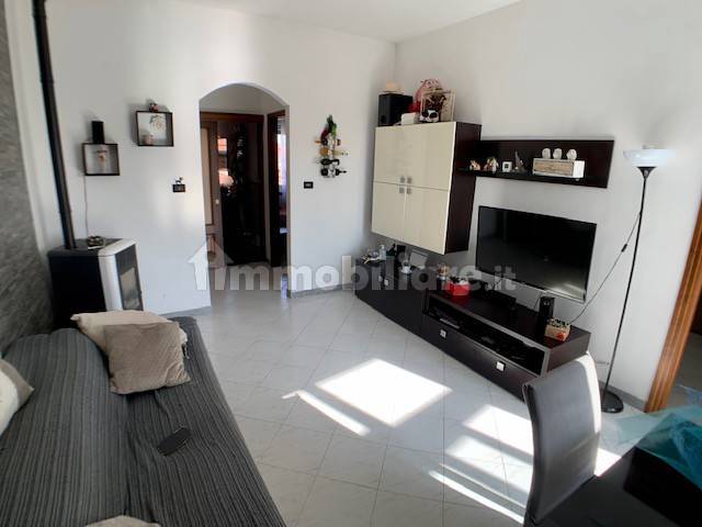 Trilocale via Carso 19, Vercelli