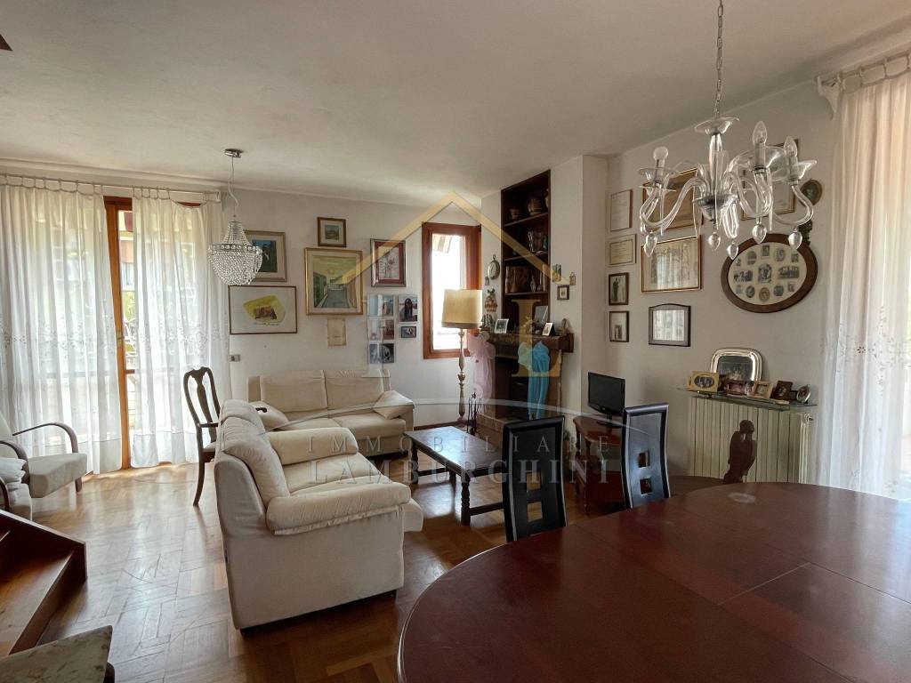 Sale Two-family villa in via Scoglio di Quarto Comacchio. Good ...