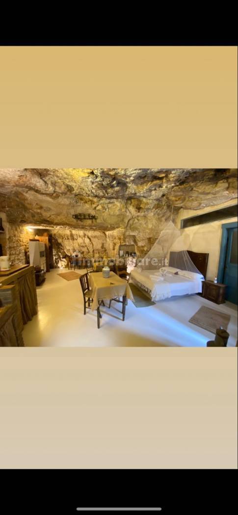 Monolocale via Grotta Pozzo 18, Centro, Modica