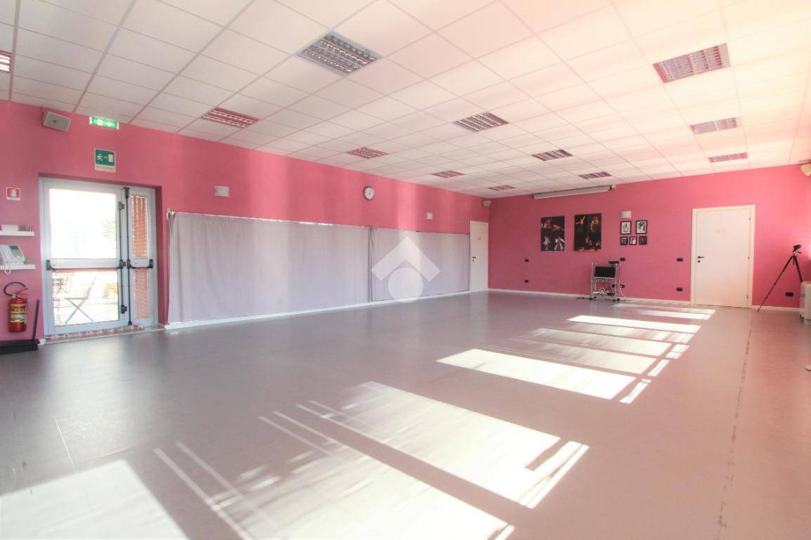 Laboratorio in Vendita